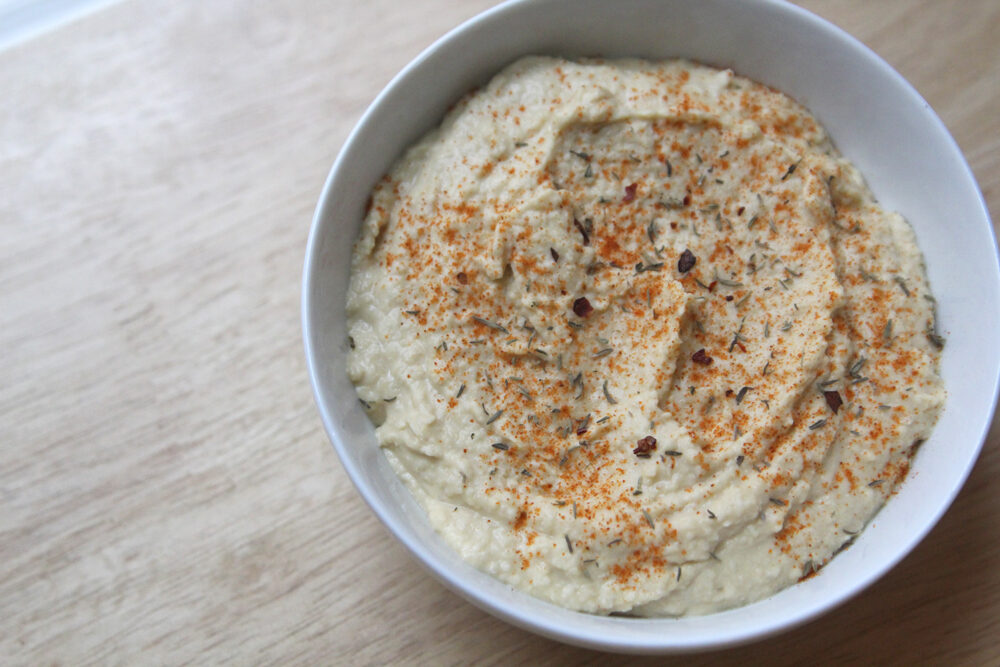 Super Easy Homemade Hummus Recipe | Sarah's Cucina Bella